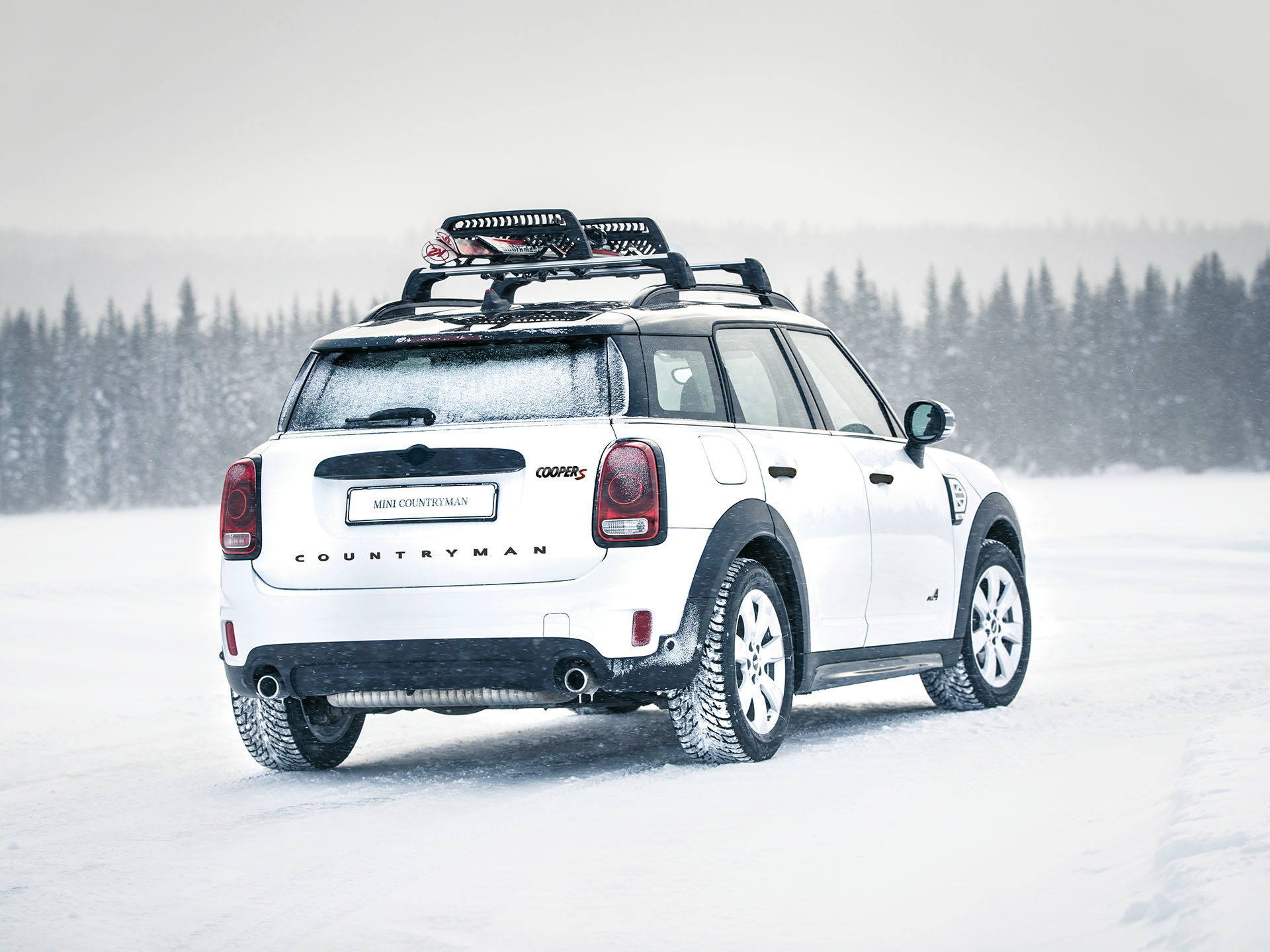 MINI Originalhjul – sommar- och vinterdäck till din MINI | MINI